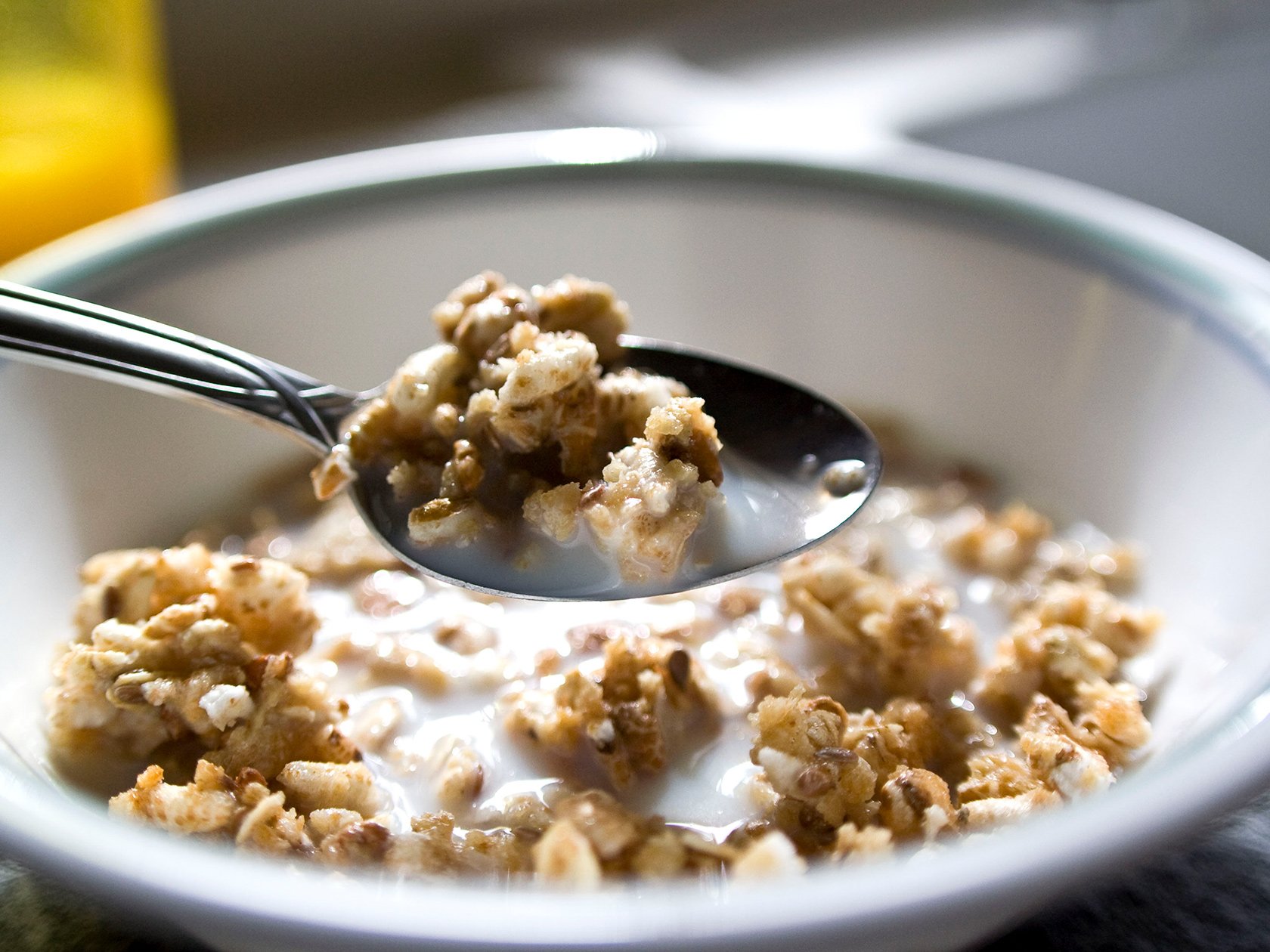 Le lait, c'est avant ou après les céréales